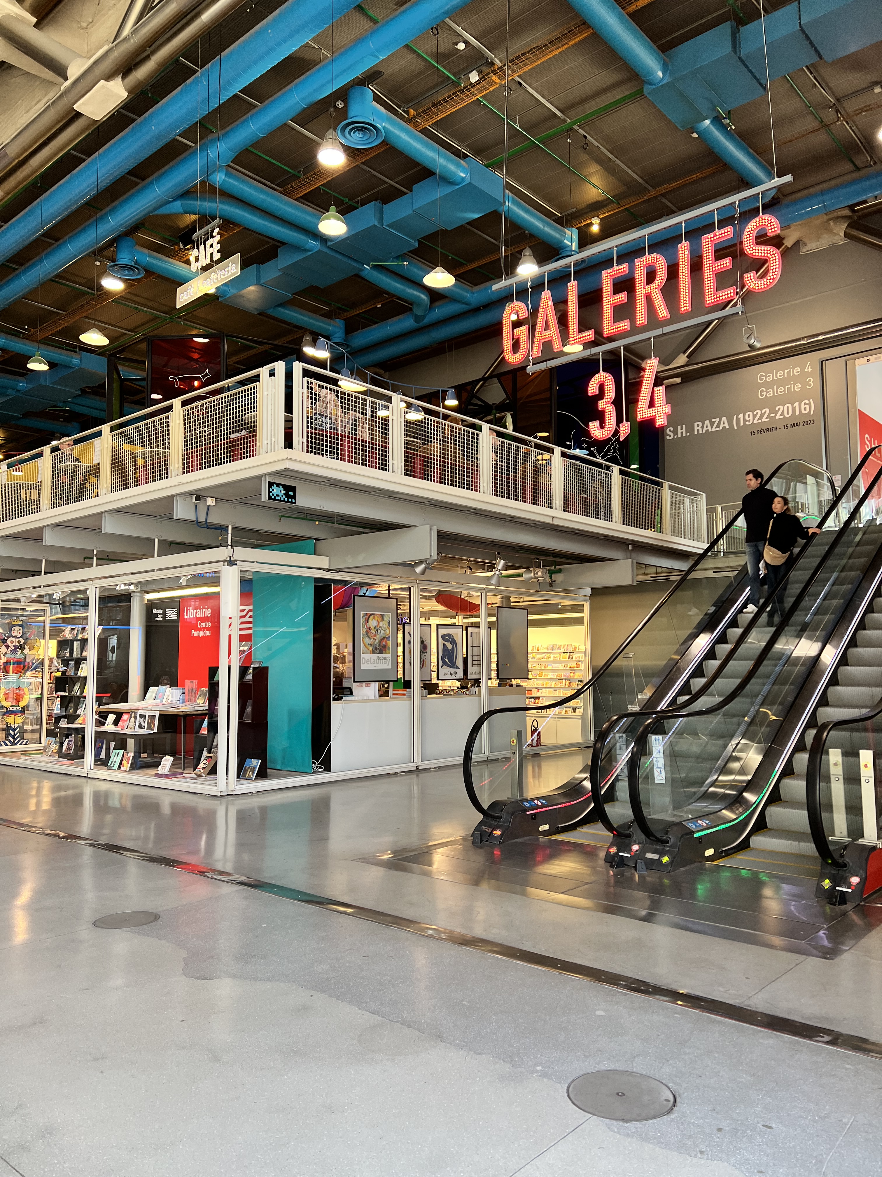A Journey Through the Centre Pompidou’s Dynamic Architecture and ...